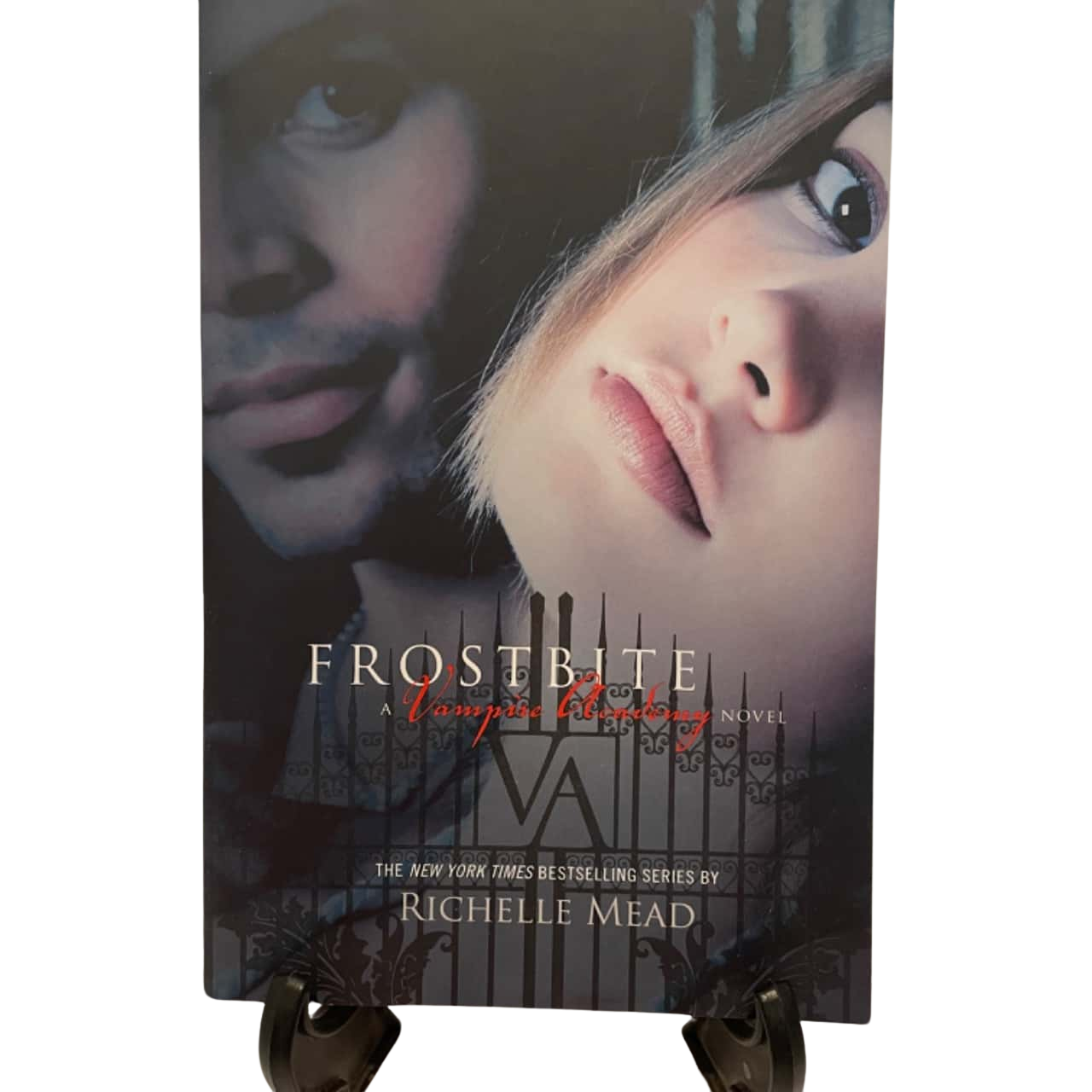 Frostbite- A Vampire Academy Novel