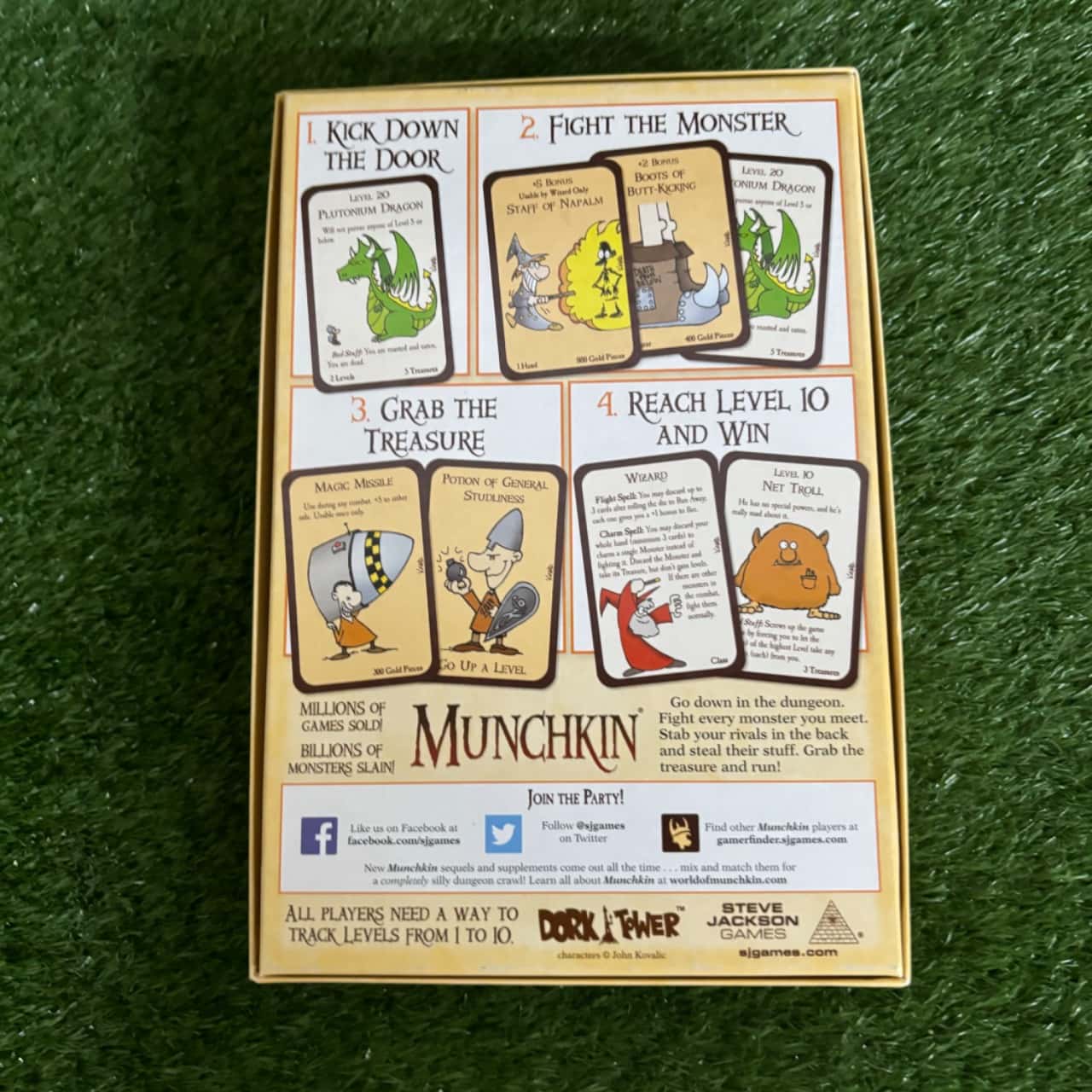 Munchkin Card Game By Steve Jackson (s)