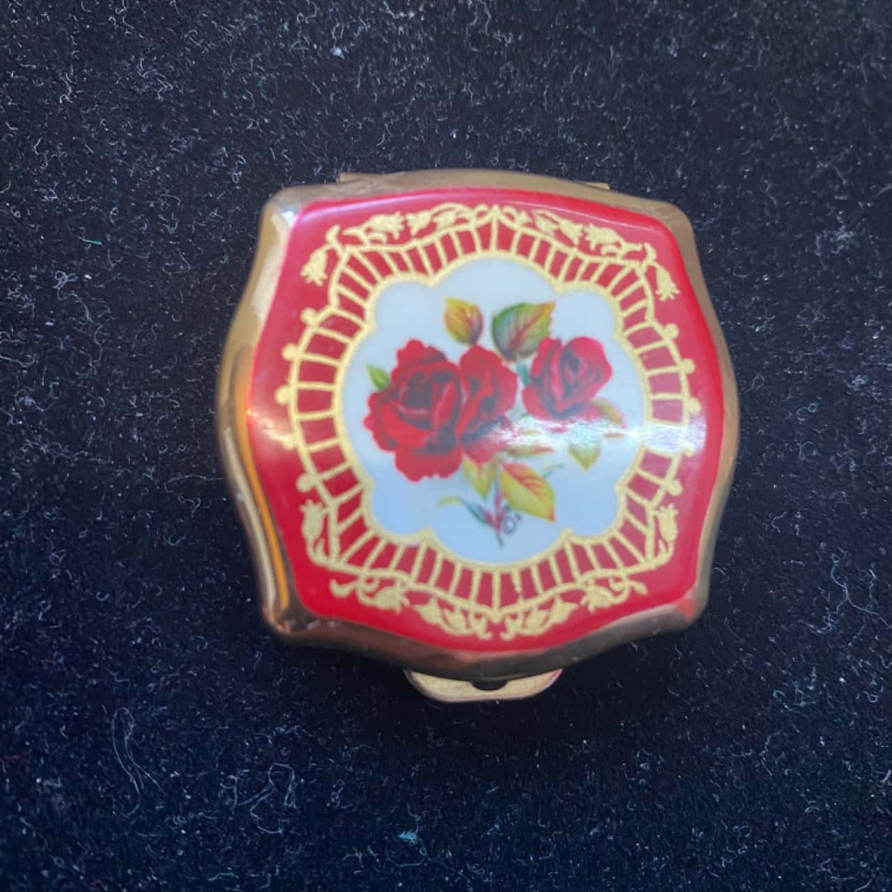 STRATTON Gold Tone Pill Box with Red Rose(s) - Used Good | Salvos Stores