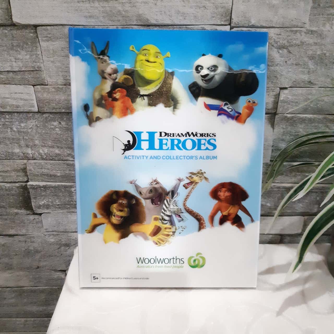 Woolworths Dreamworks Heroes Activity and Collector's Album