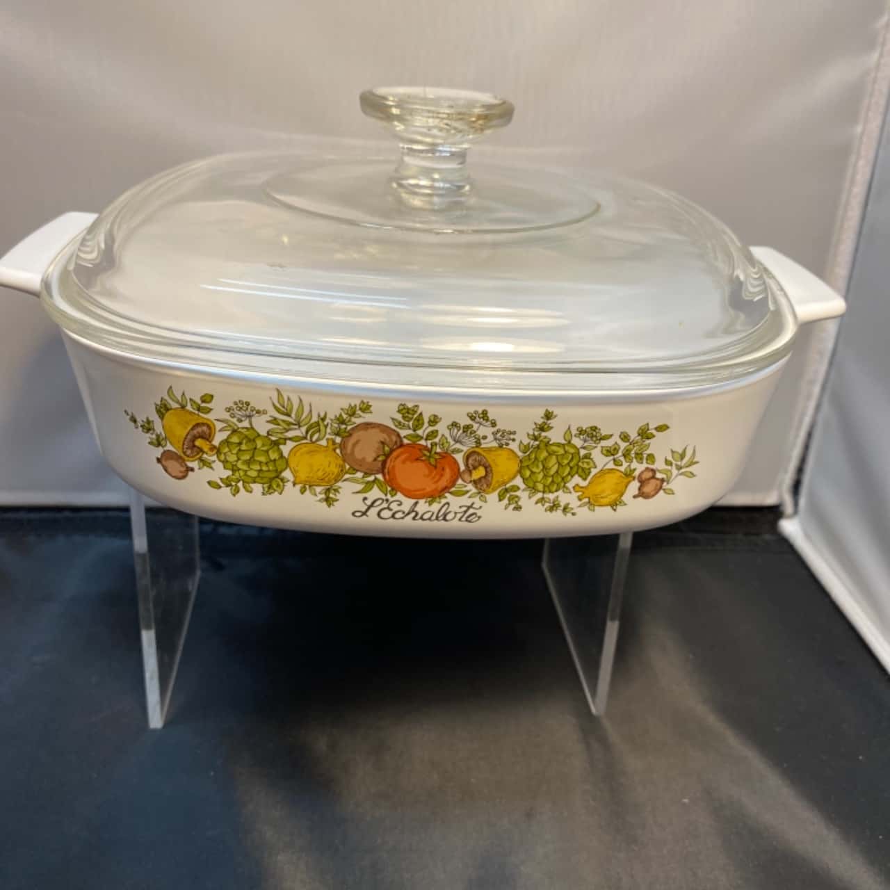 Crown Corning ware A 8 b 14 ltr 80s(s)