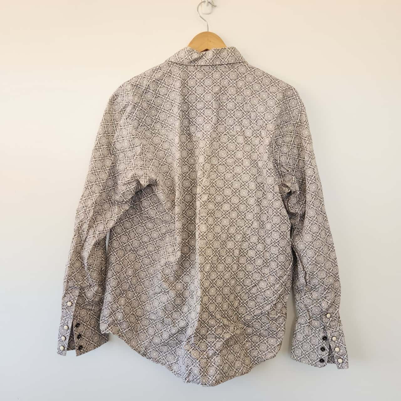 Wrangler Pattern Brown Long Sleeve Button Up Shirt Size M (s)