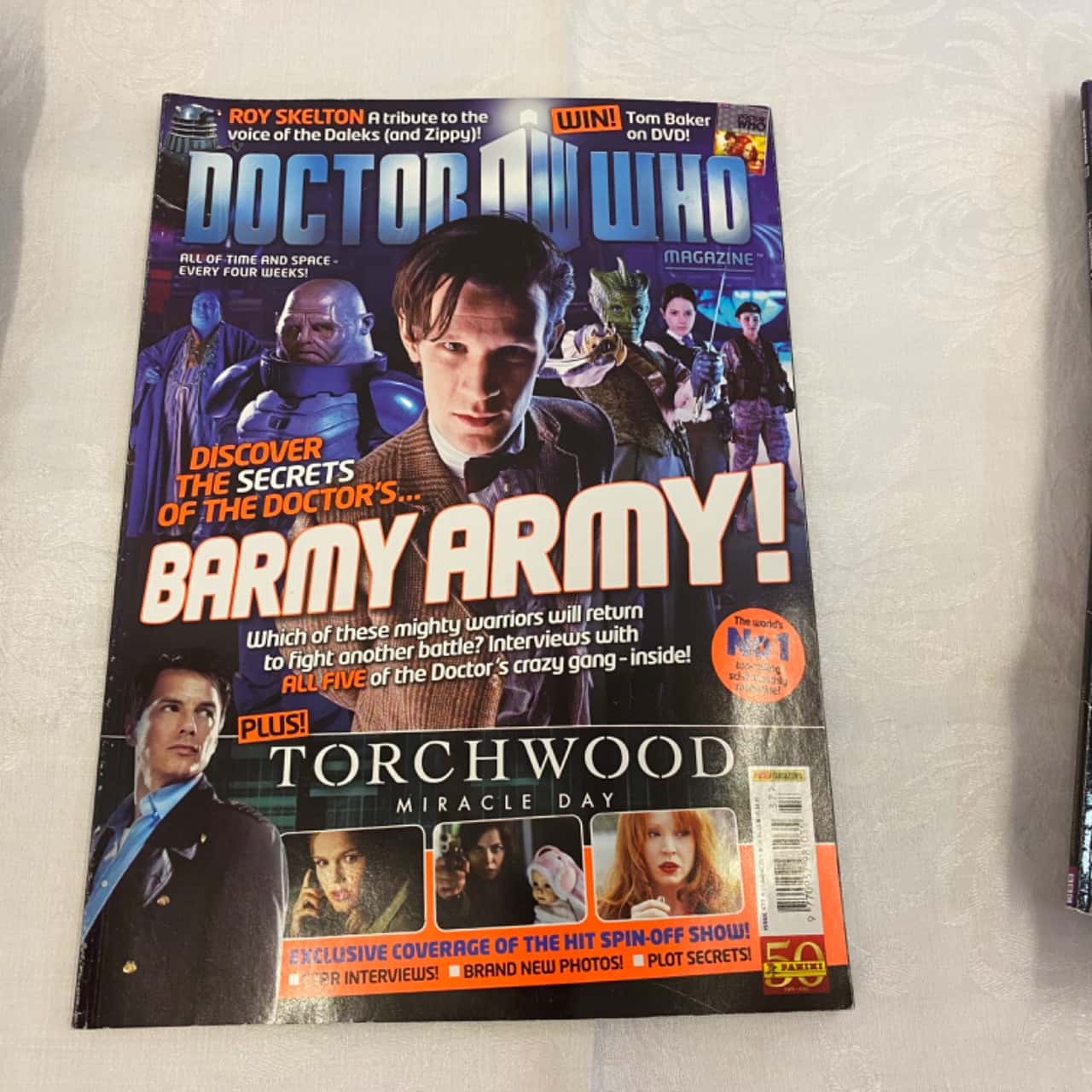 10 Doctor Who magazines(s)