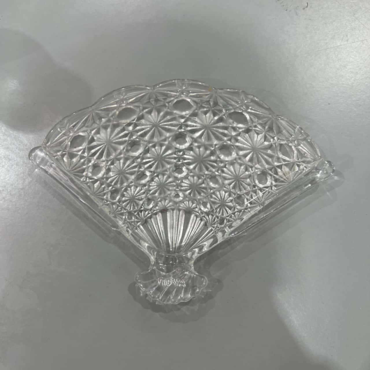Vintage Avon Hostess Fancy Victorian Glass Fan SoapTrinket Dish