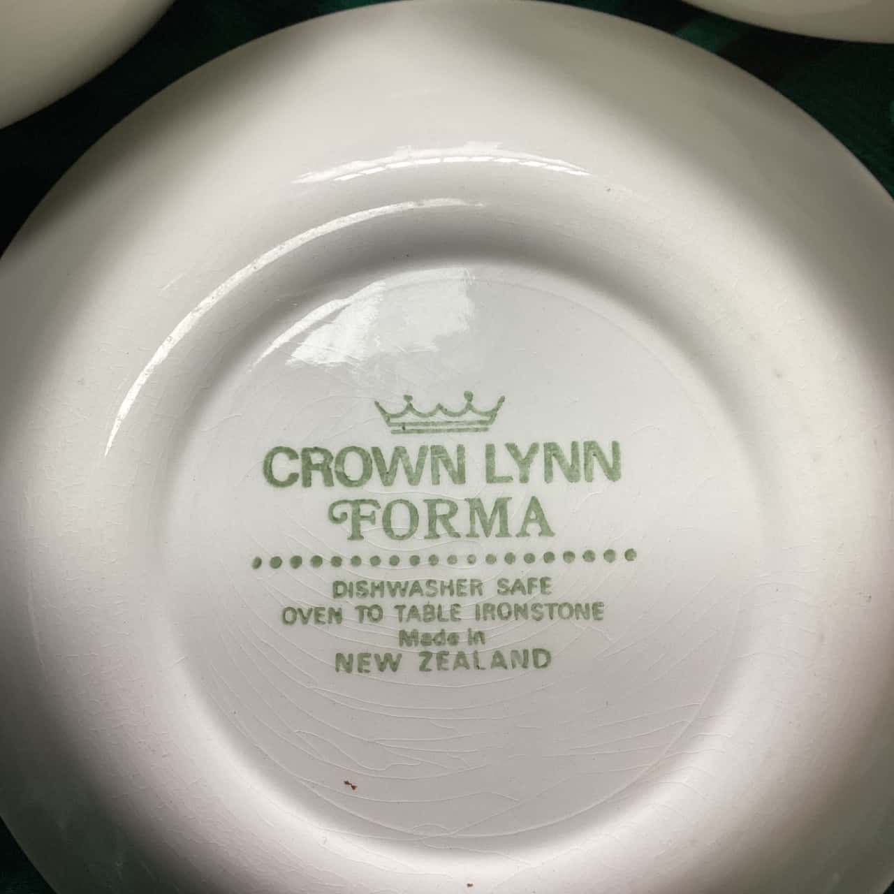 Crown Lynn Forma Bowls (4)(s) - Used Very Good | Salvos Stores