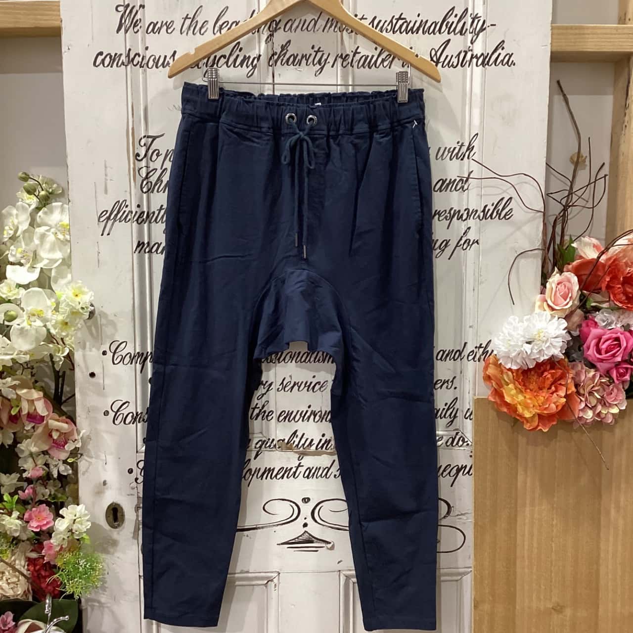 SALE ITEM! Decjuba Brand! TRENDY DROP CROTCH PANT! Womens Size 10 Slim ...