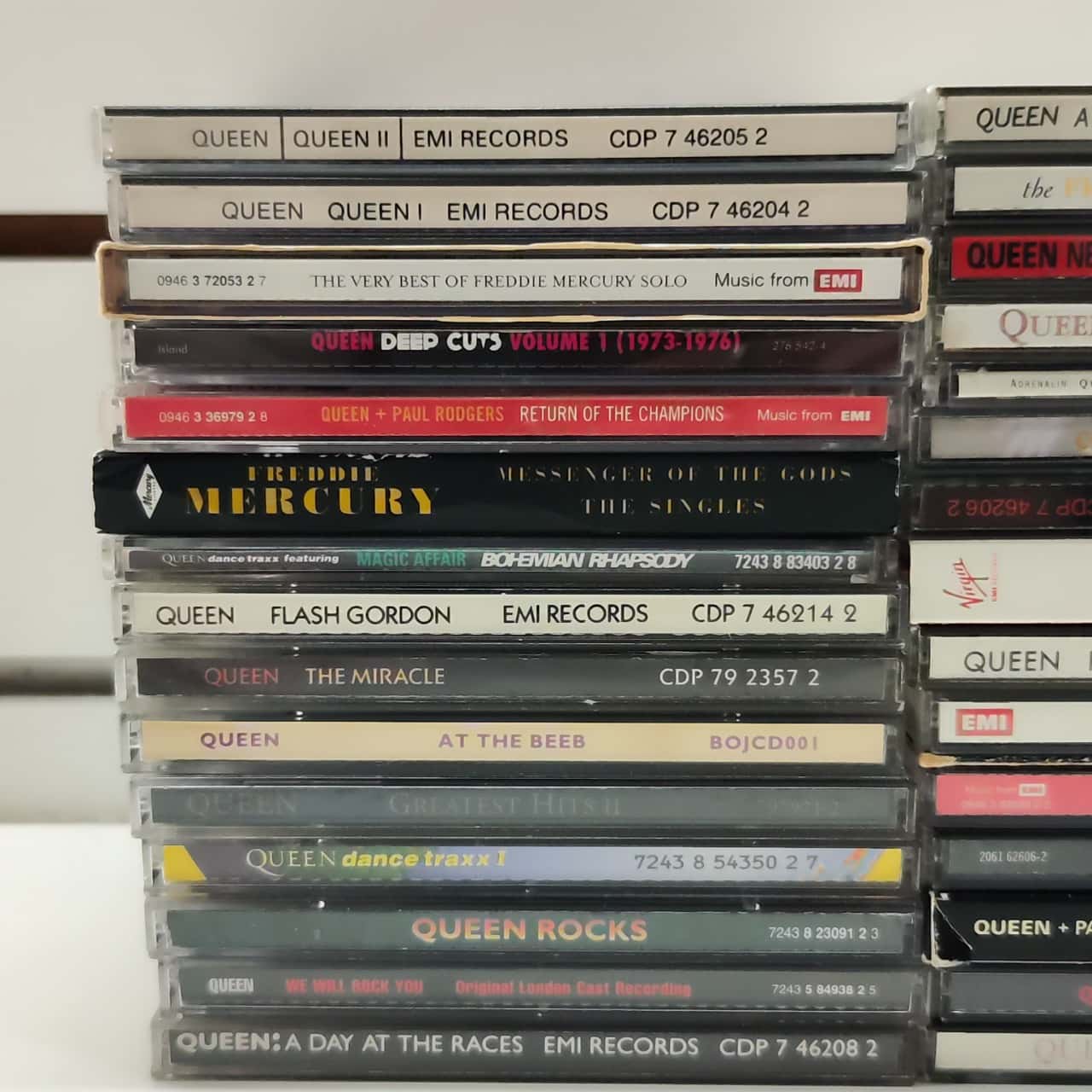 31x Queen CDs (s)