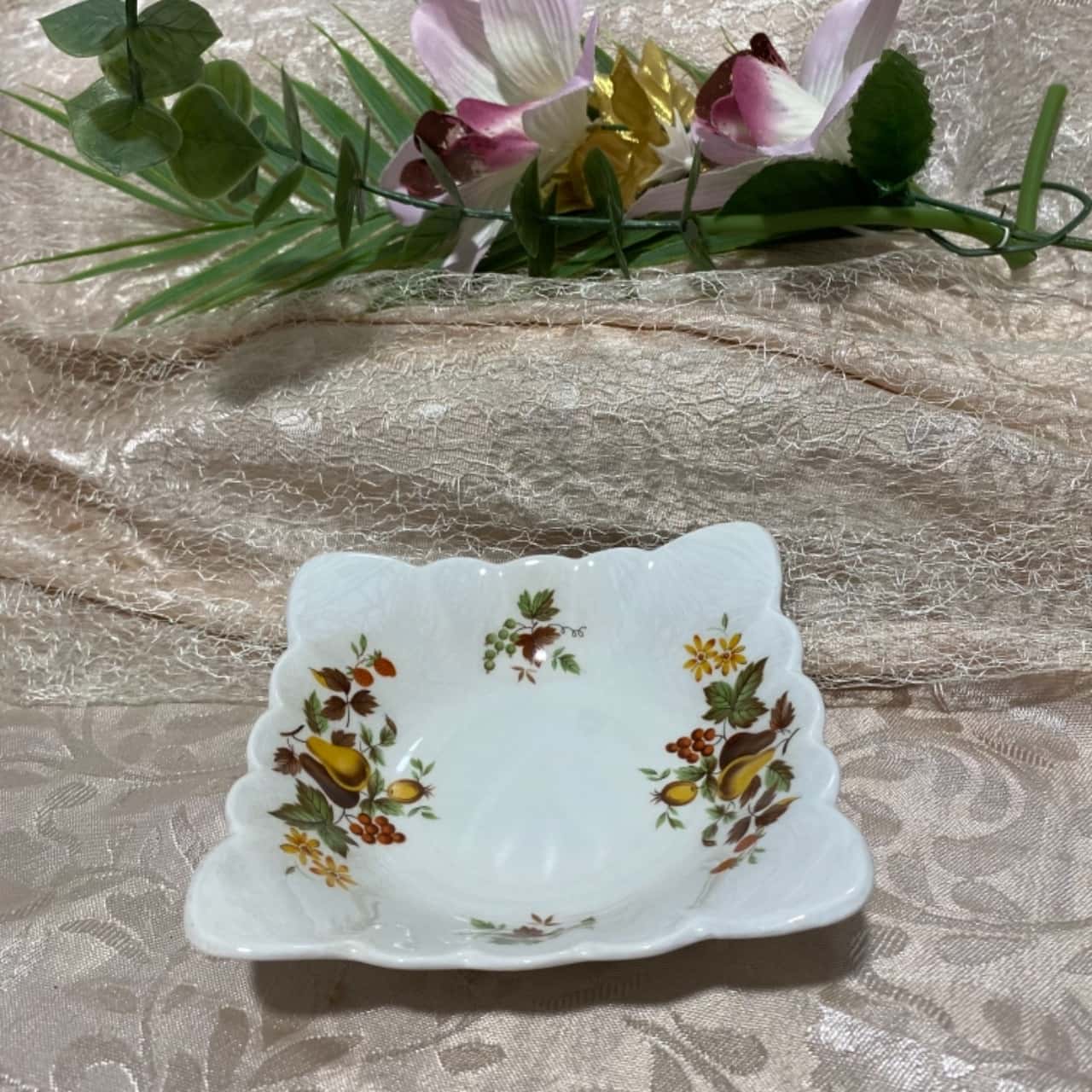 Myott (England) Small Trinket Dish with Fruit Pattern