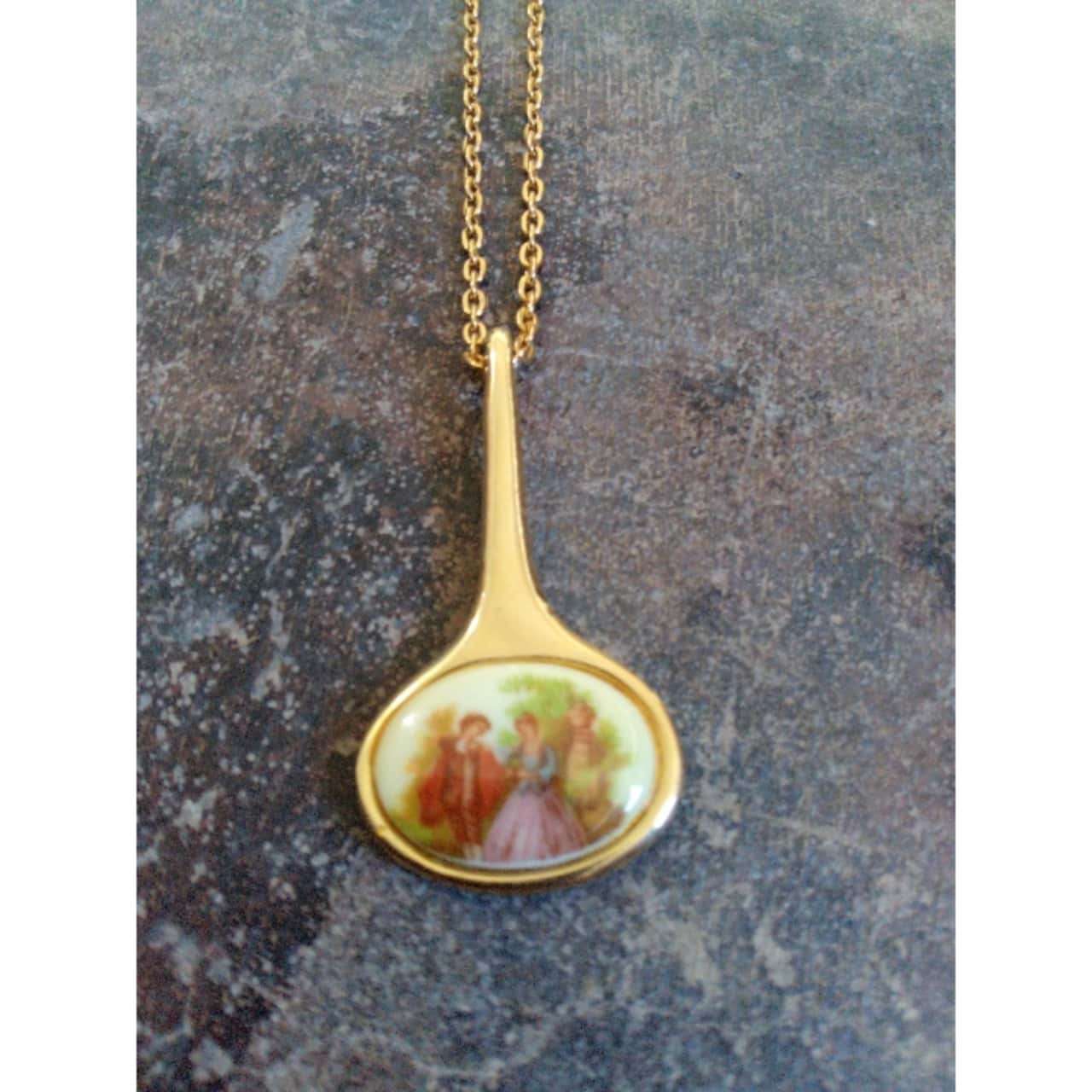 Emma Page Golden Necklace(s)