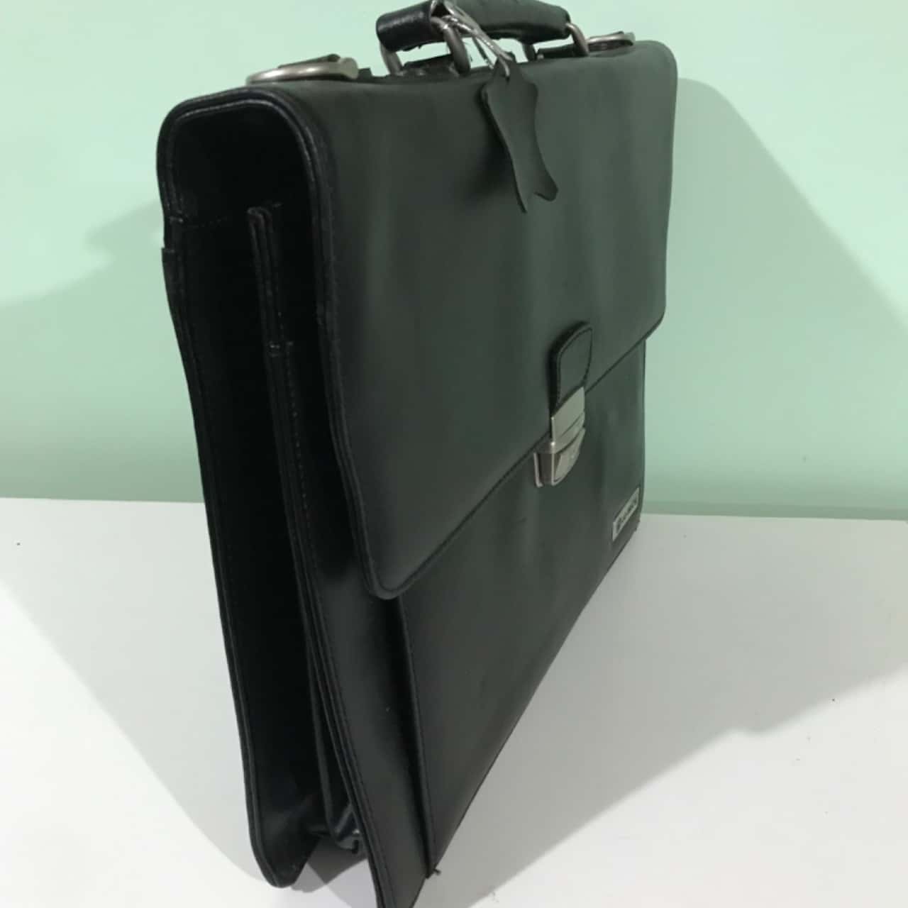 NWOT LG Meca Laptop Briefcase Black with keys & Lock-SE1733499