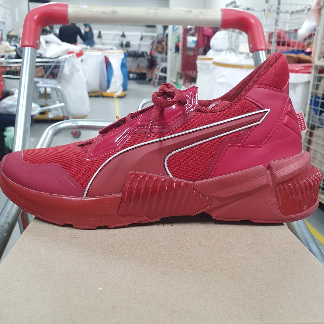 Puma Womens Size US 9 Red / Silver Runners(s)