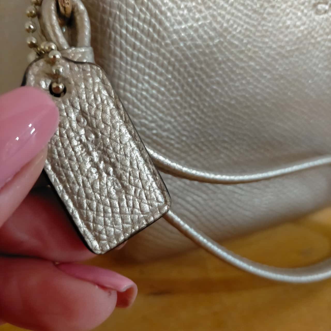 Coach Small Gold Leather Purse / Coin Purse VGUC(s)