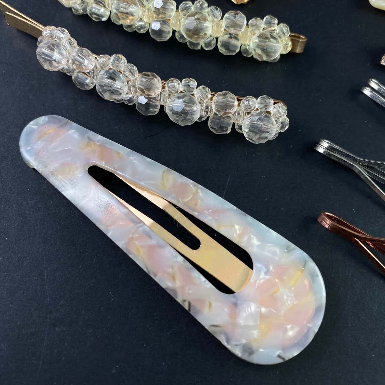 No.2 Gorgeous crystal and resin handmade hair clips 12 pieces Heading ...