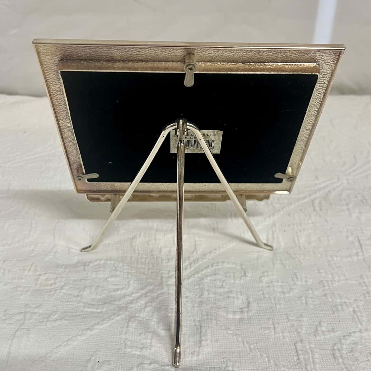 Metal London photo frame on a metal stand- 13cm x 9cm(s)