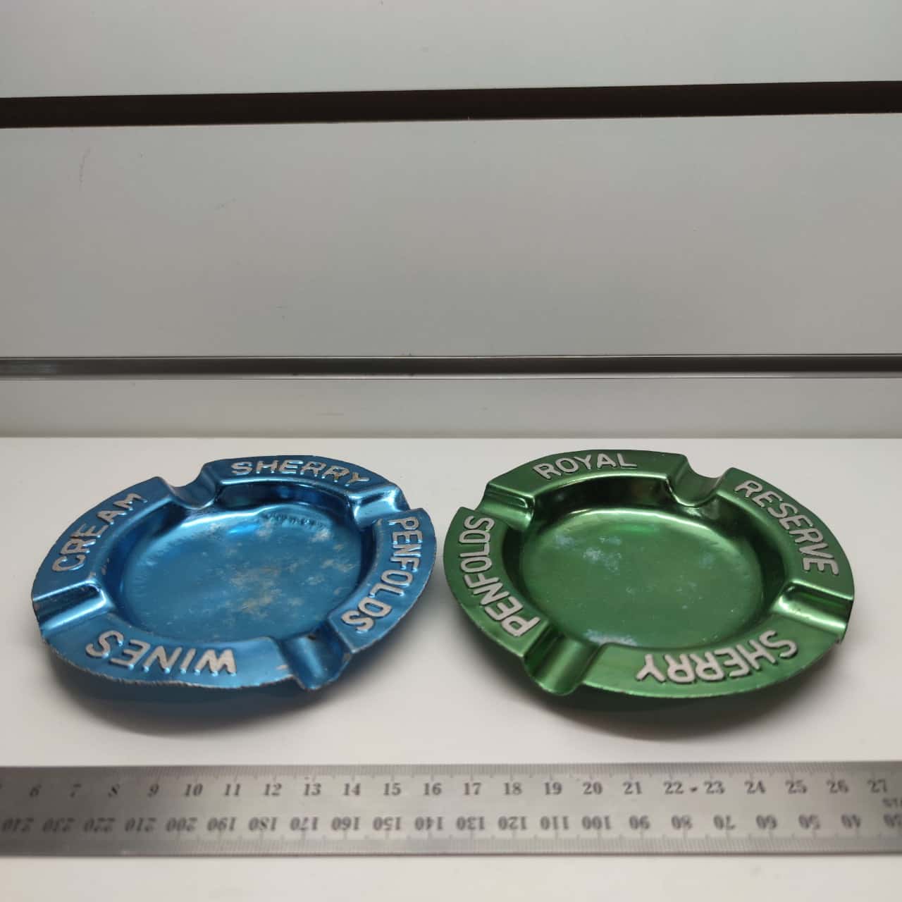 Penfolds Ash Trays x2 (s)