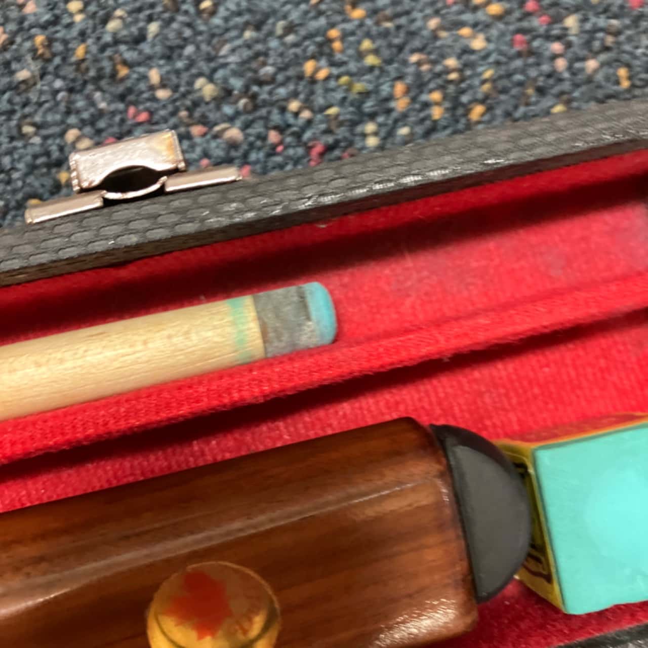Dufferin Pool Cue With Case(s)