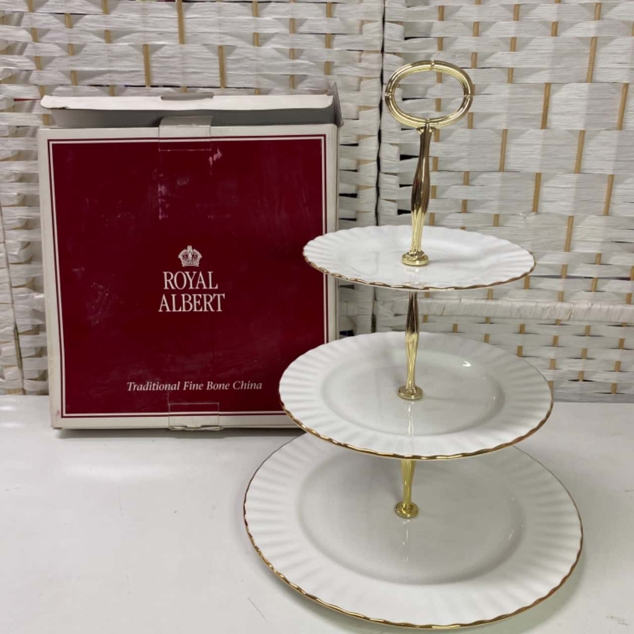 Royal Albert 3Tier Cake Stand (s)