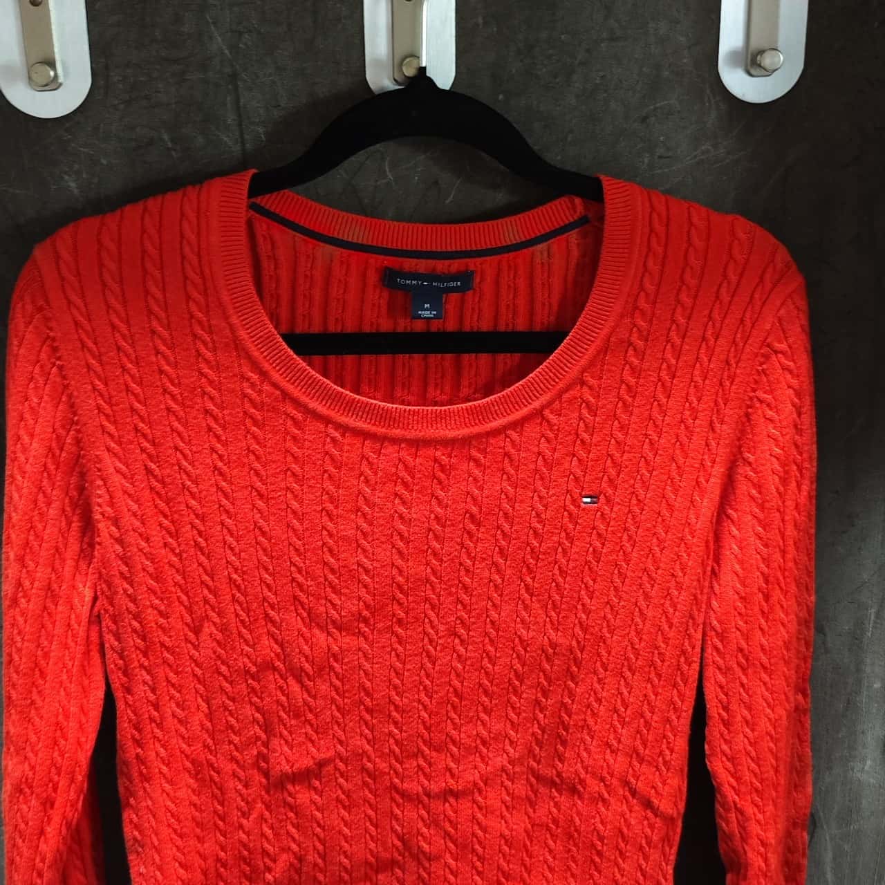 Tommy Hilfiger Womens Size M Red Woolen (s)