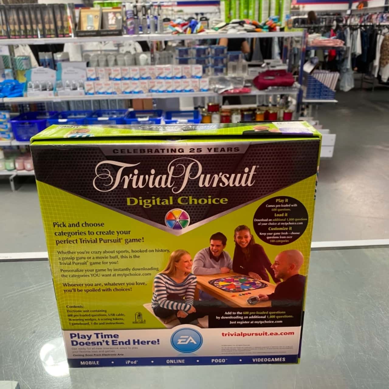 Trivial Pursuit Digital Choice Board Game NWOT