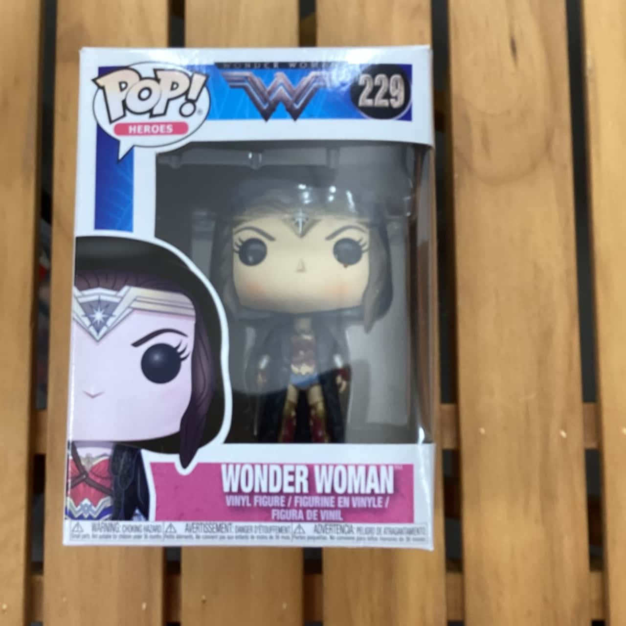 Pop Funko Wonder Woman 229(s) - Used As New | Salvos Stores