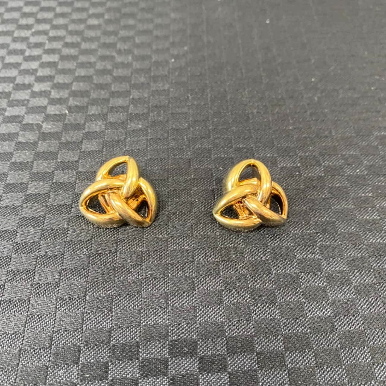 ** REDUCED ** Yellow Gold Twist Buttons (s)