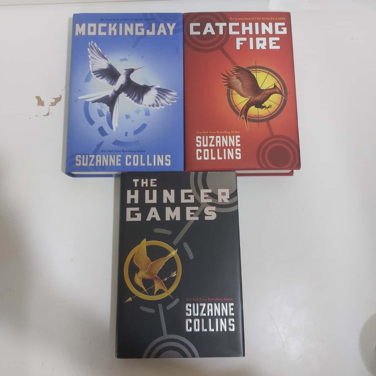 The Hunger Games by Suzanne Collins Bundle Set Books(s)