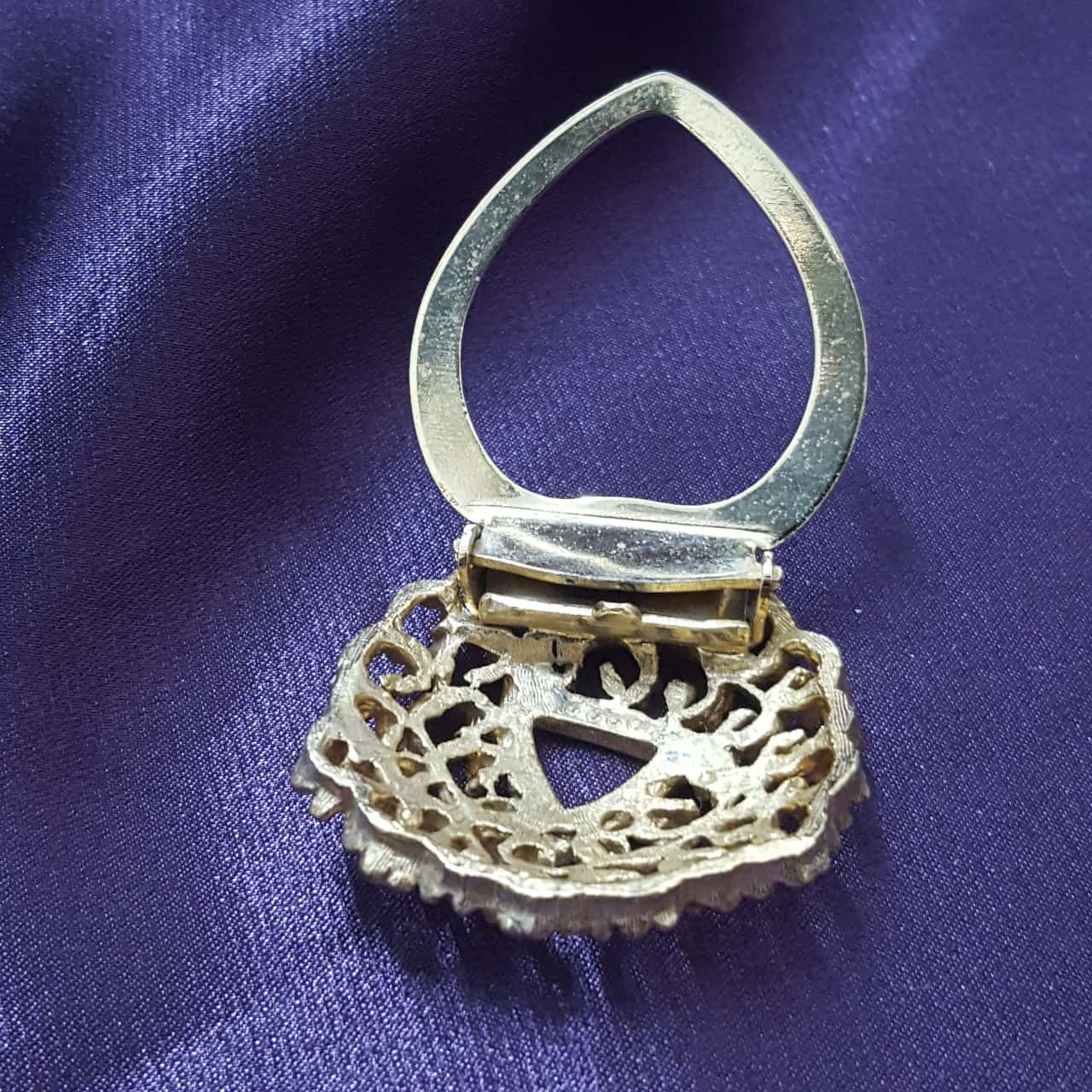 Womens Gold Scarf Clip(s)