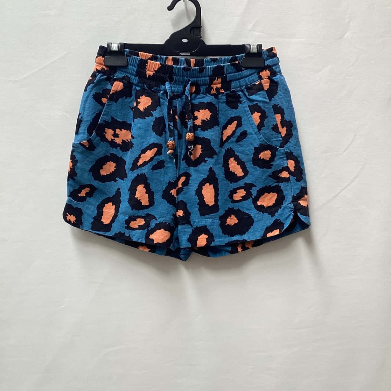 Gorman Womens Size 8 Shorts Animal print Linen blend