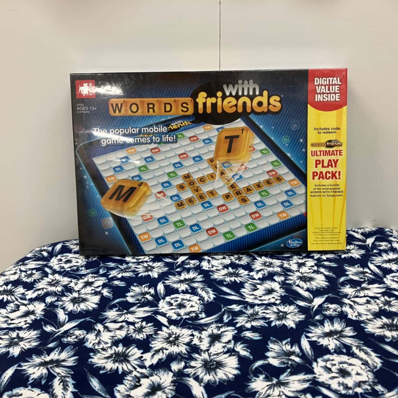 Words With Friends Board Game NEW STILL SEALED(s)