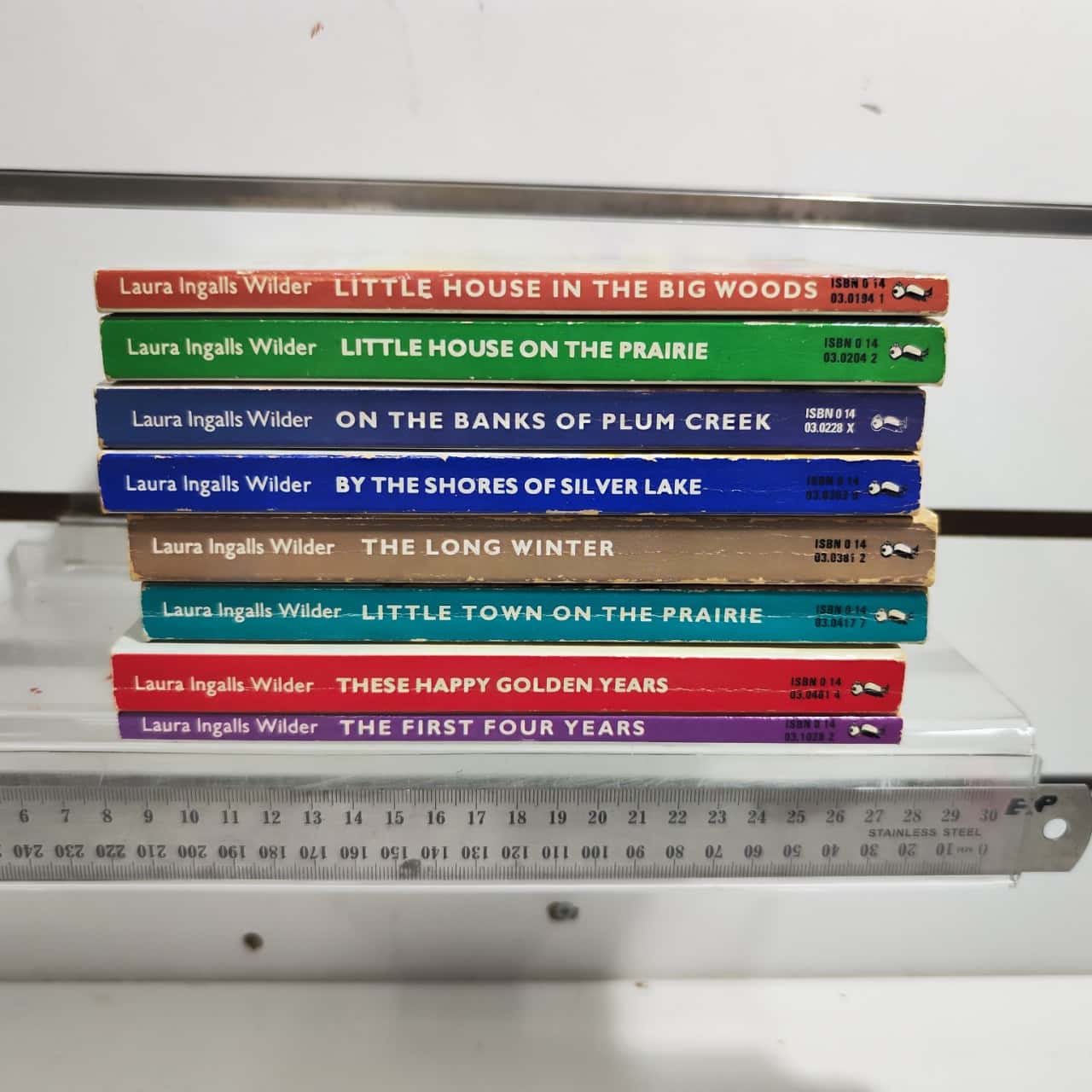 8x Laura Ingalls Wilder Books (s)