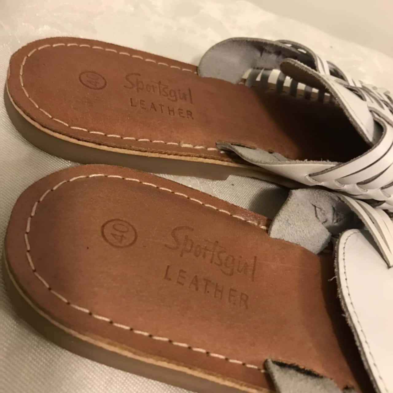 Sportsgirl Womens Size 40 White Woven Leather Open Back Sandals-1461375