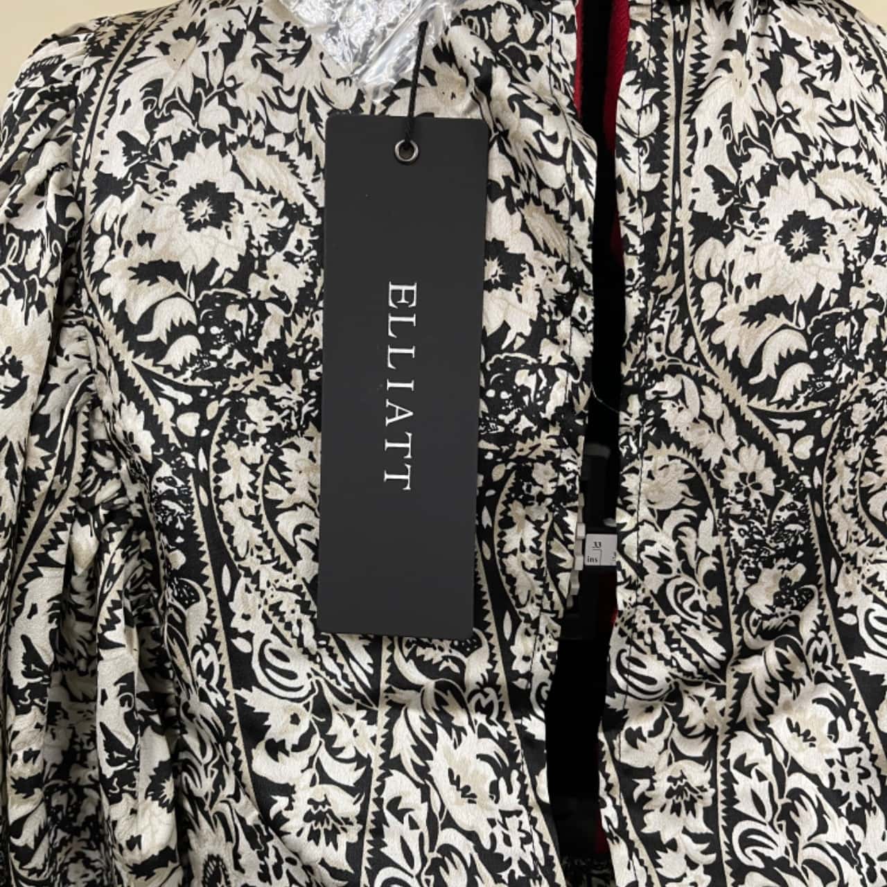 Elliatt Womens Size 10 skirt and top Black / White (s) - New With Tags ...