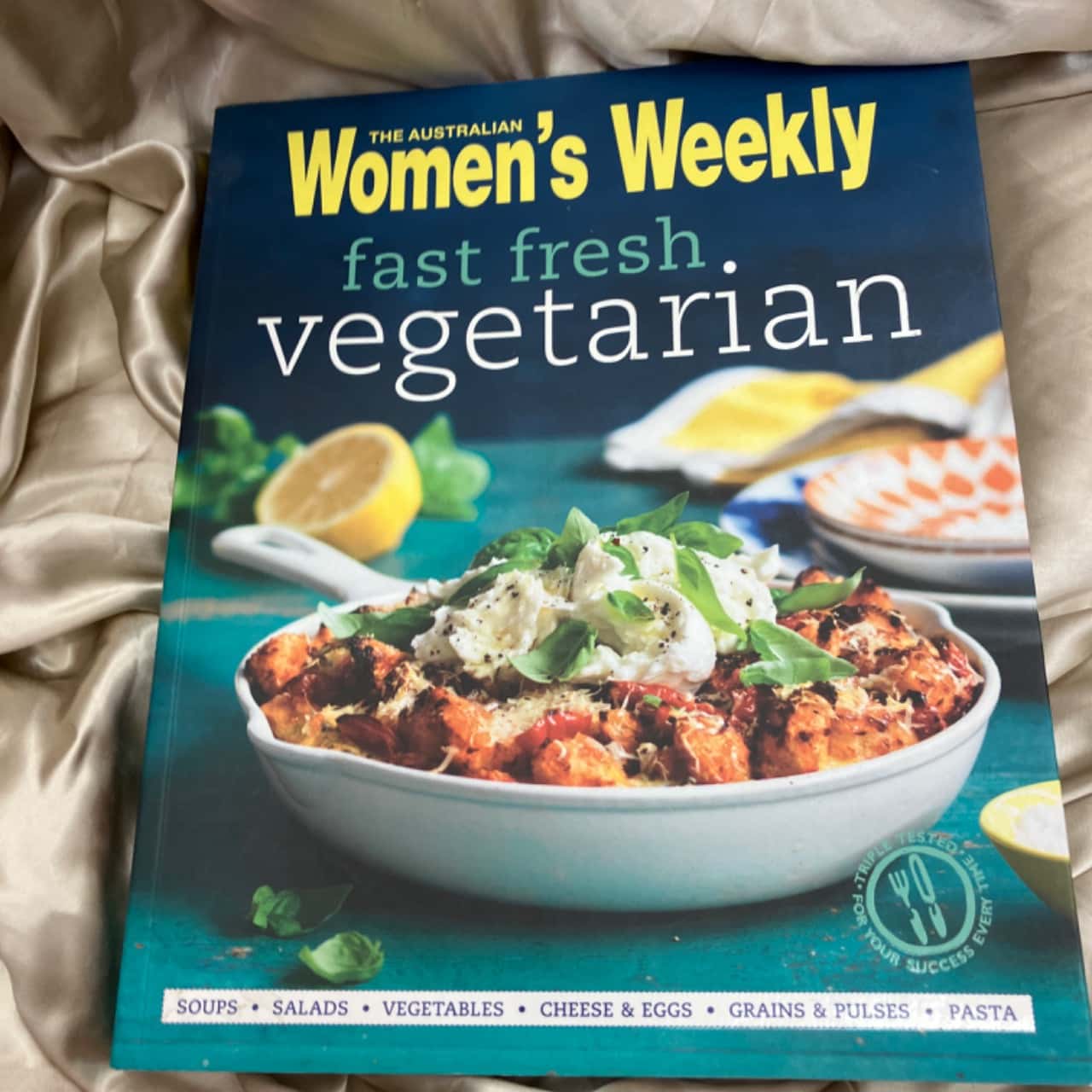 Australian Women’s Weekly fast fresh Vegetarian (s)