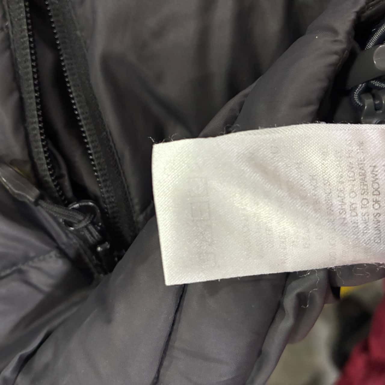 Macpac Mens Size XL Black Puffer Down Vest(s)