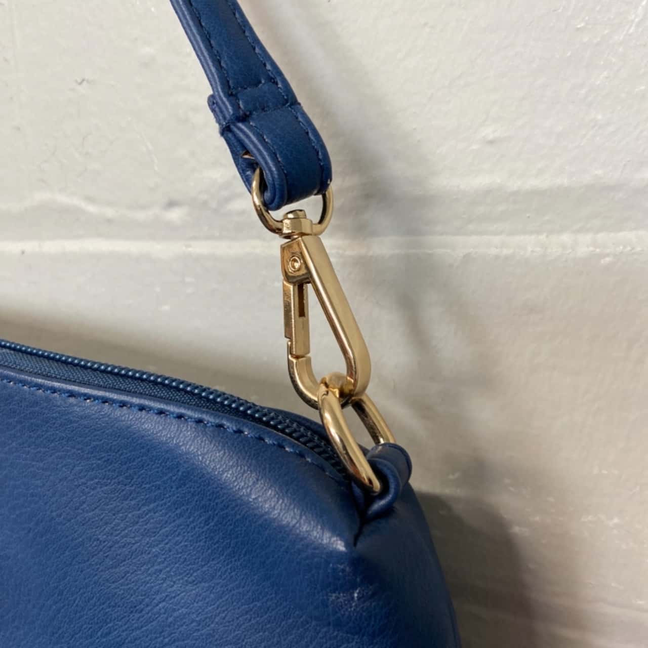 Louenhide Womens Handbag Blue