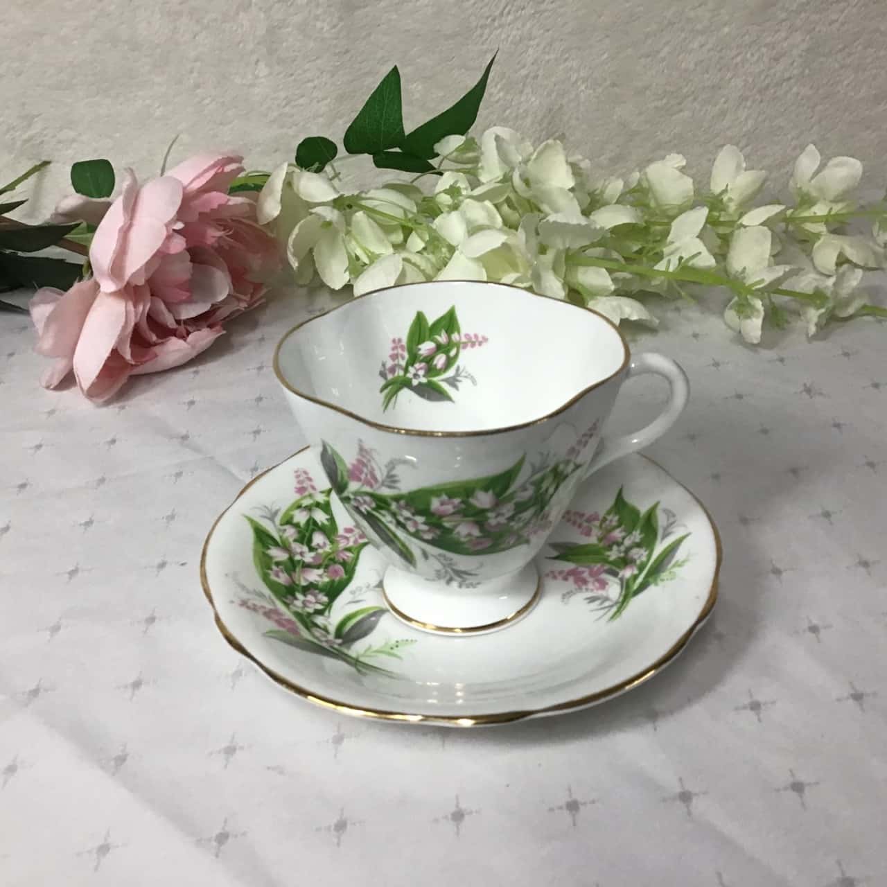 Vintage Windsor Pink/ White Floral Pattern Bone China Cup and Saucer