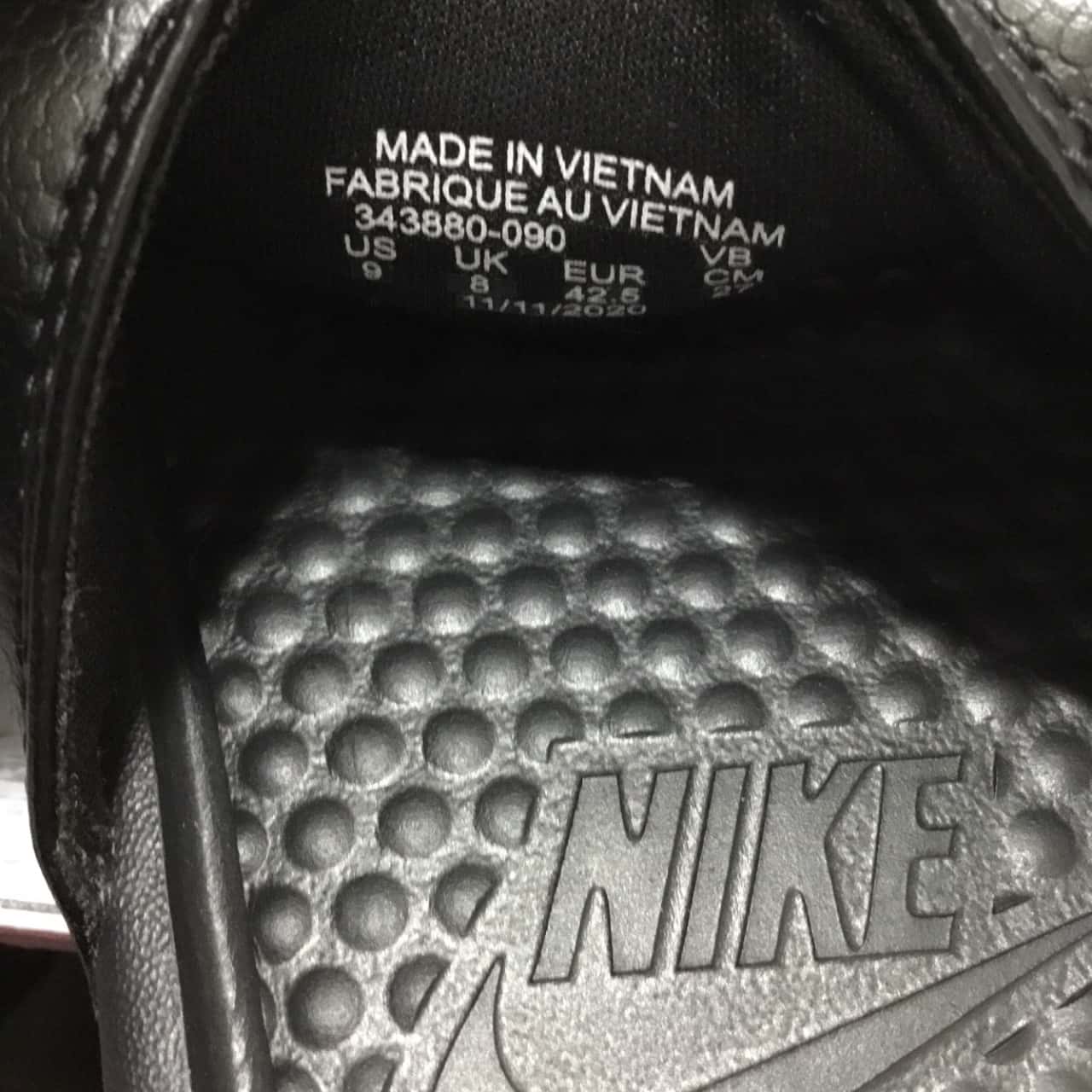Nike Mens Size EUR 42.5 Slides(s)