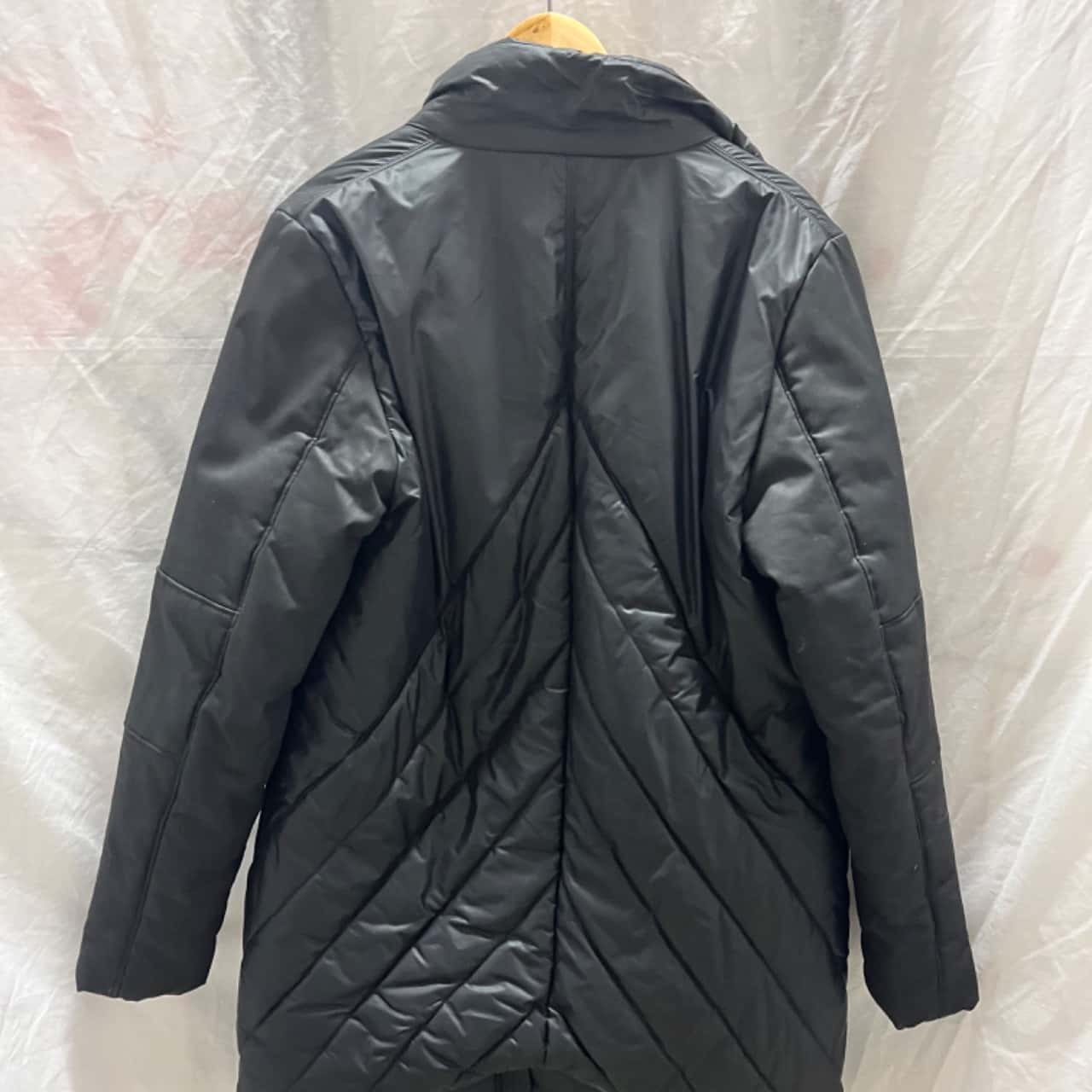 Witchery long puffer zip up button up Coat Size 16- so warm(s)