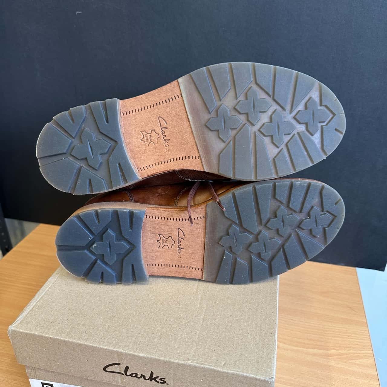 Clarks Men's Size US 9 Dargo Leather Boots Chestnut Brown (s)