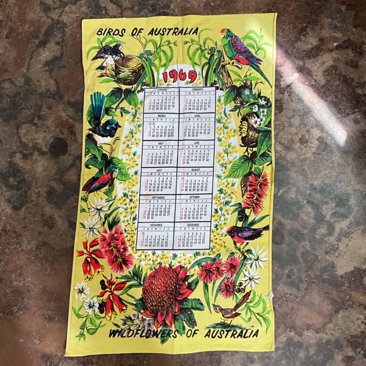 Beautiful Vintage Birds & Flowers 1969 Calendar Tea Towel