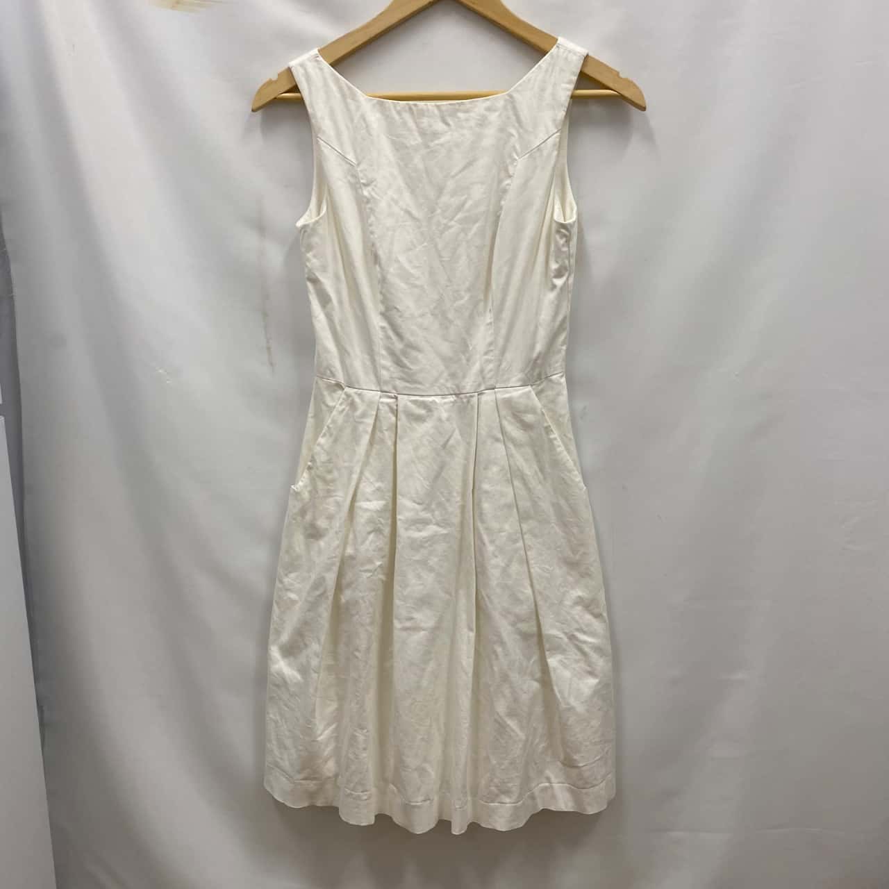 Cue Australian Made Women's Cotton Dress With Pockets Size 6 Off White