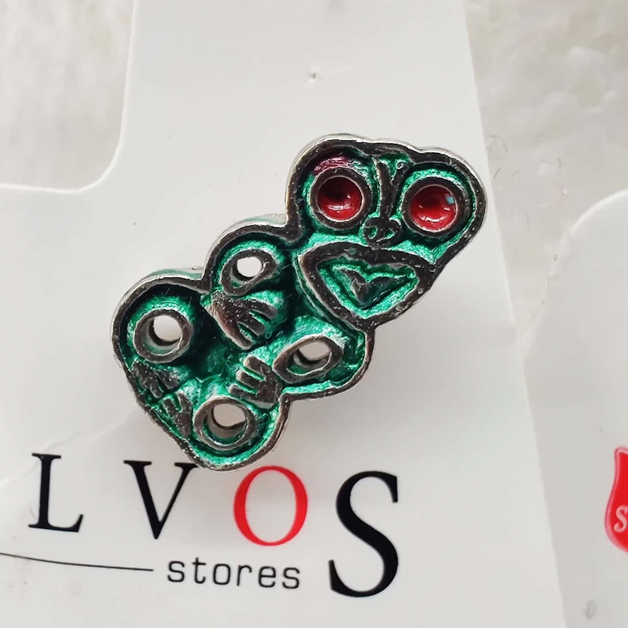 Original Maori Tiki Stick Pin & Gold Tone Kiwi Stick Pin-1653704