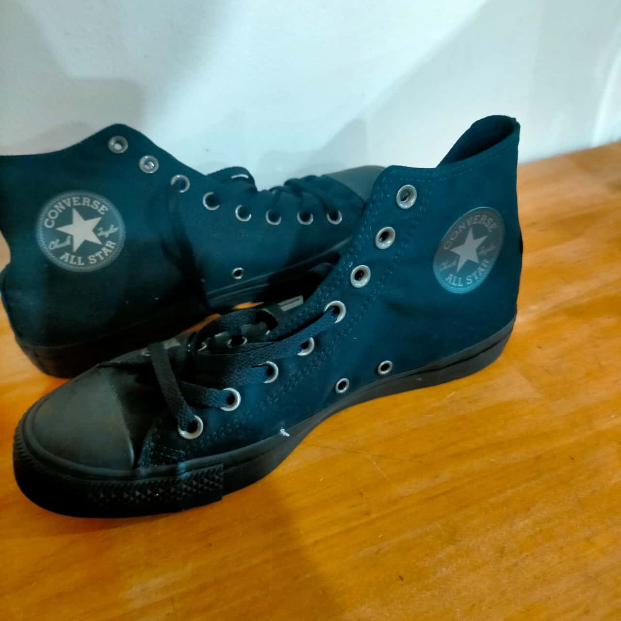 NIB Converse All Star Size 8 Classic Black Ankle Sneaker (s)