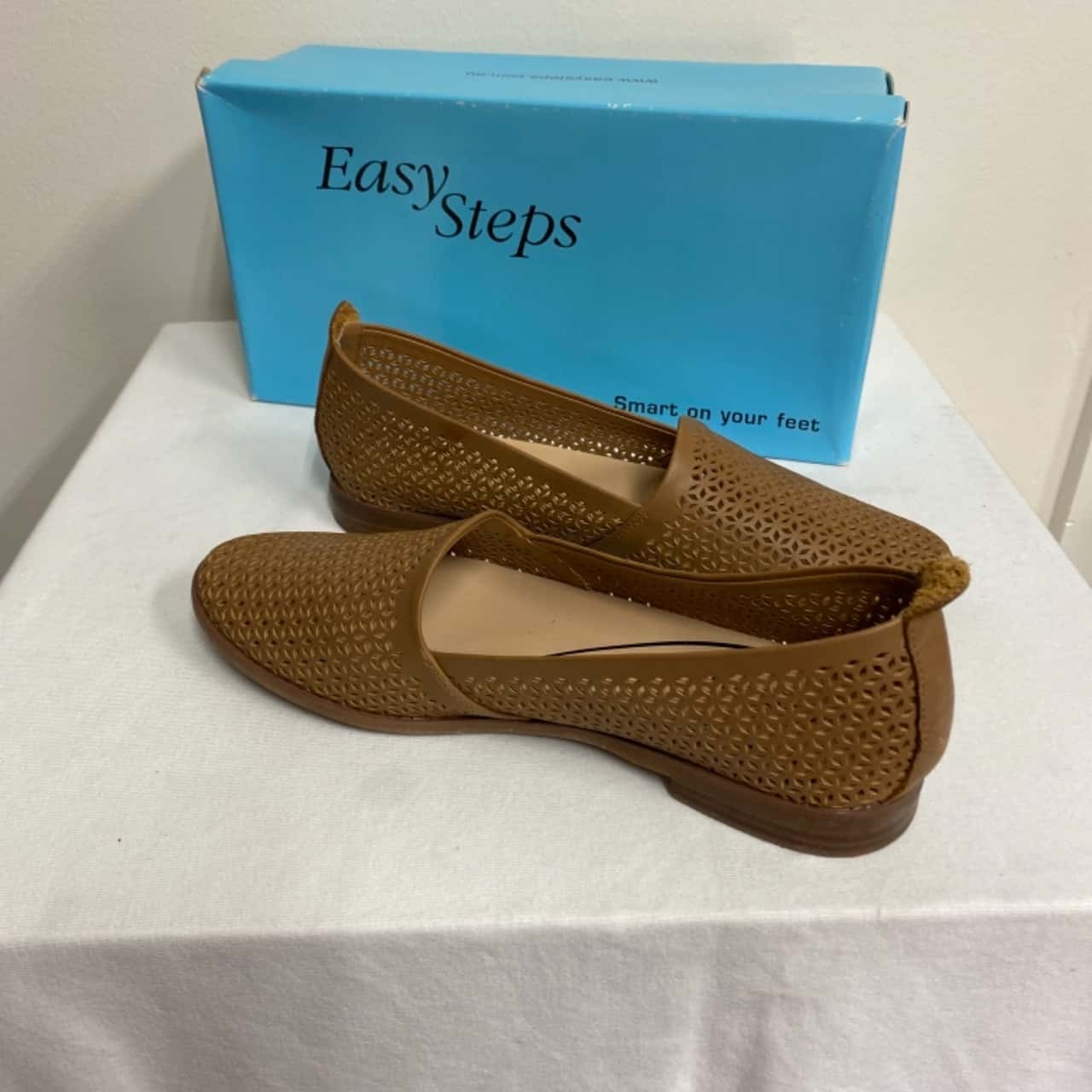 Easy Steps Womens Size 9 Beige Kansas cognac glove slip on shoes (s)