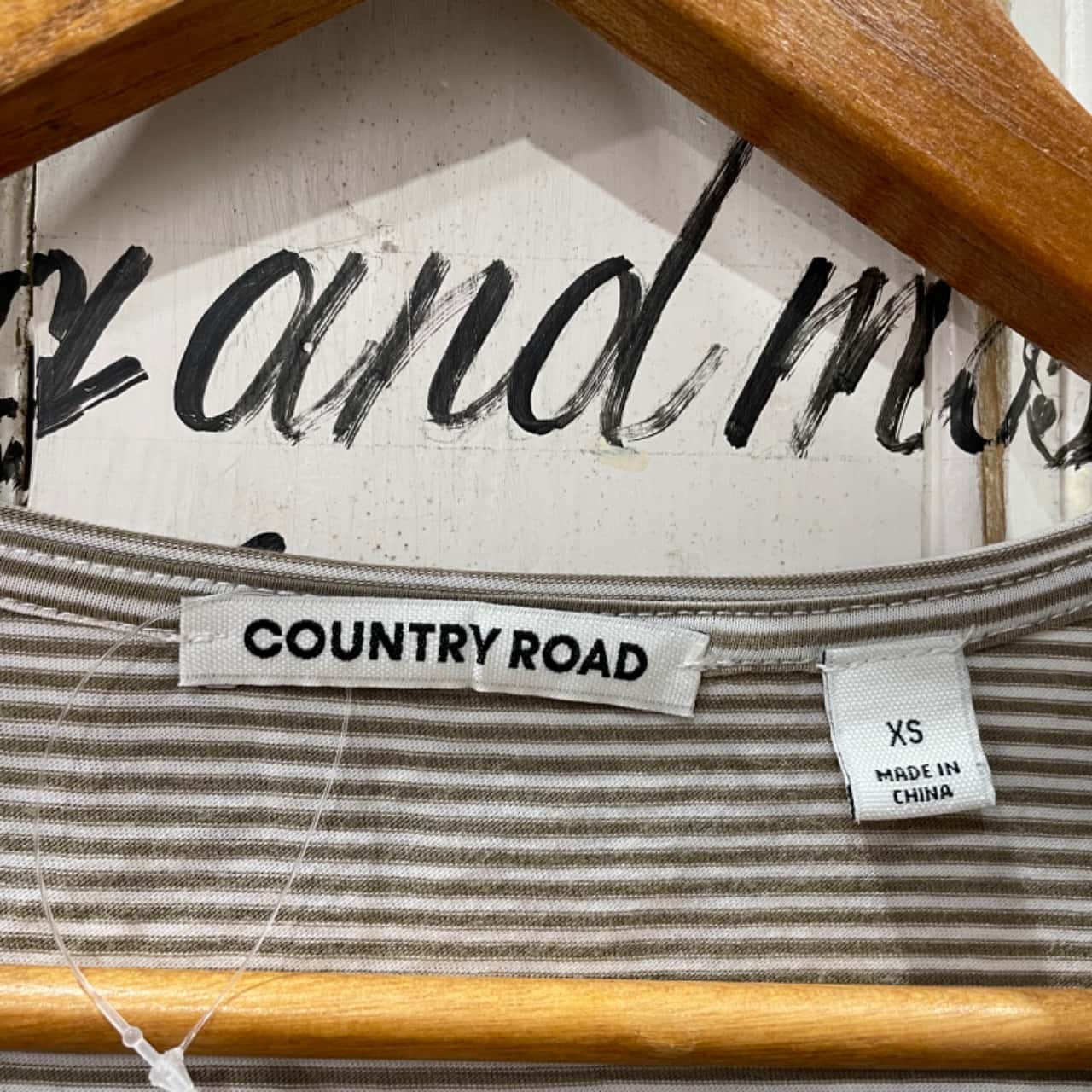 SUMMER CLEARANCE!! NWOT!! COUNTRY ROAD BRAND!! Womens Size XS SHORT ...