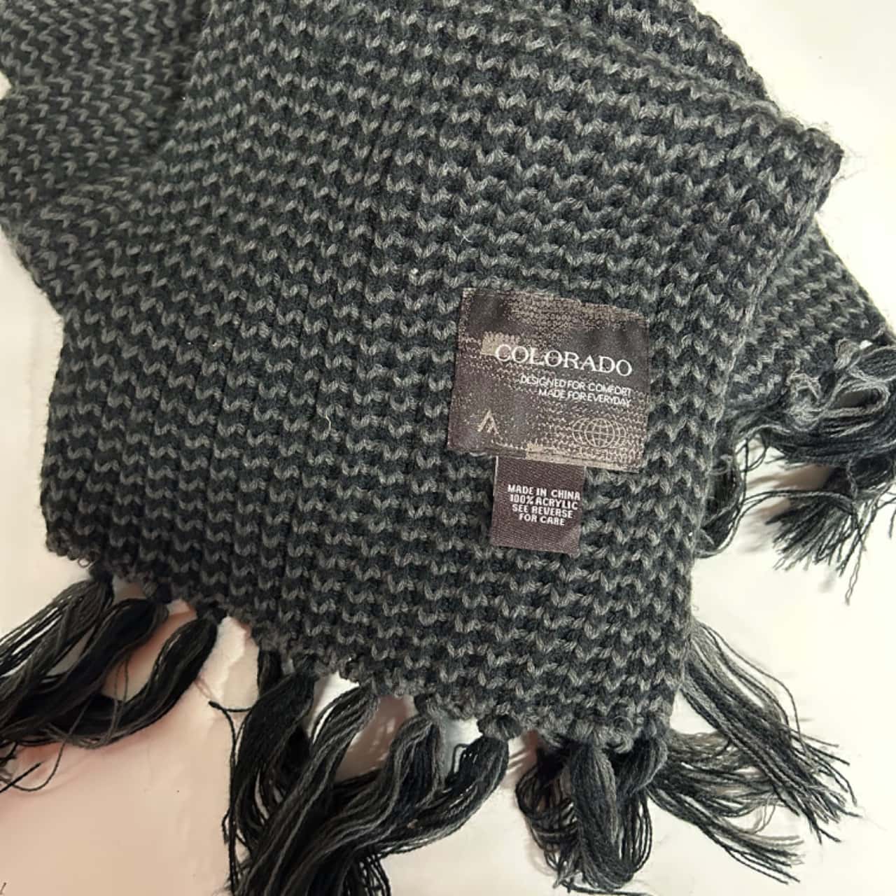 Colorado Mens Black / Grey scarf(s)