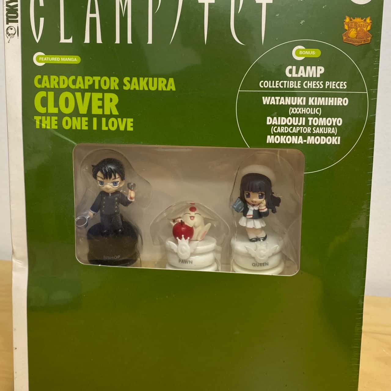 NEW IN BOX CLAMP COLLECTABLE CARDCAPTOR SAKURA CLOVER CHESS PIECES(s)