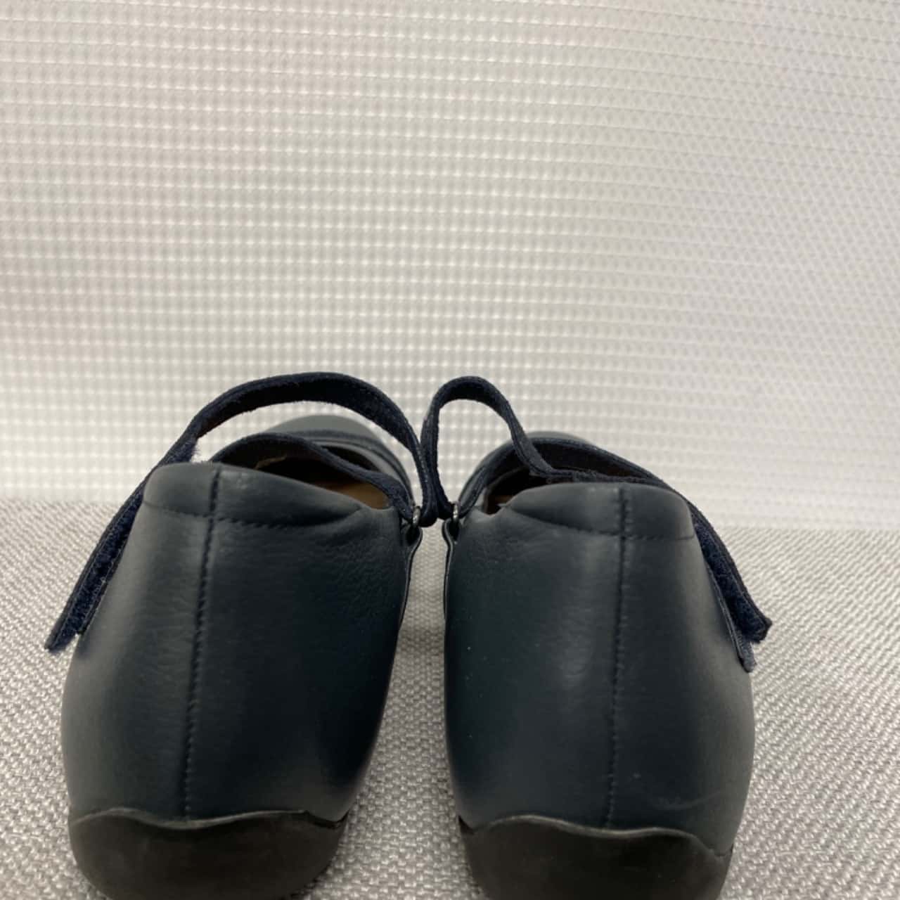 Ziera Womens Size 39 1/2 Navy Blue (s)