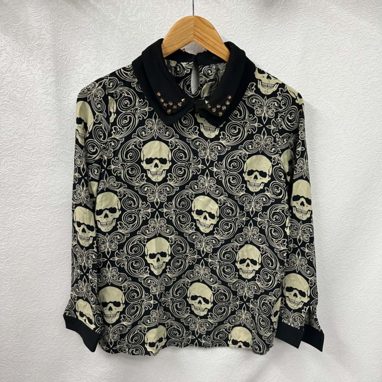 CBRL Womens Size M Long Sleeve Black / Pattern Top(s)