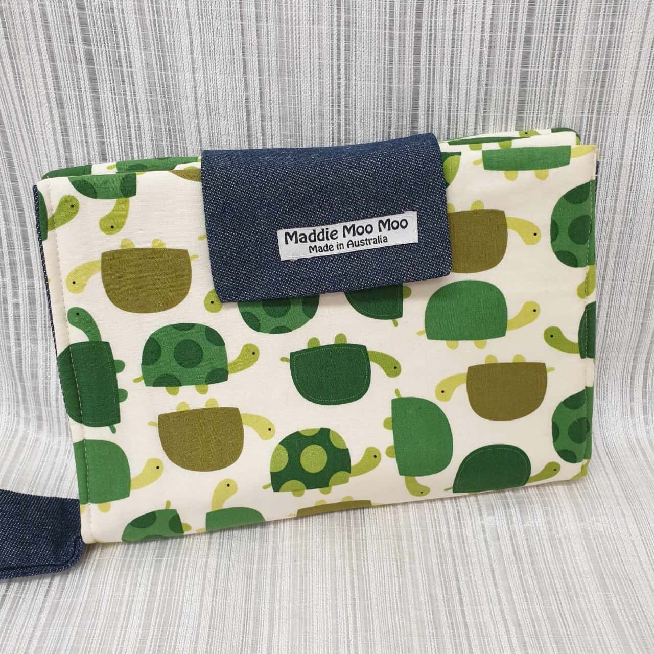 Maddie Moo Moo Made In Australia Top Quality Really Cute Green Turtles ...